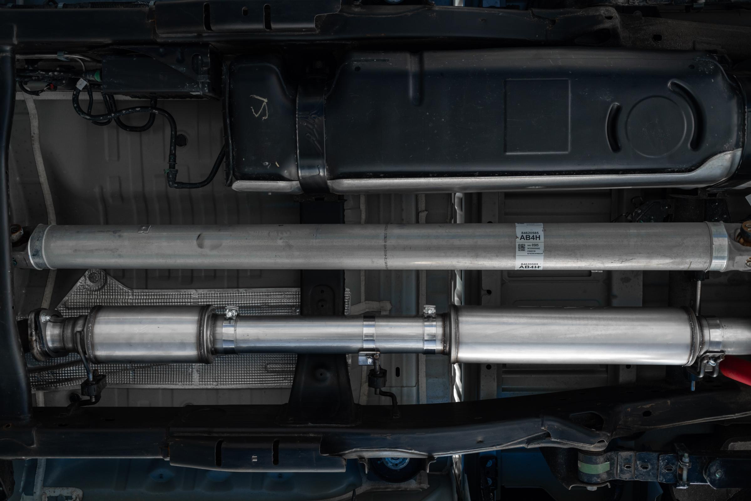 Silverado/Sierra 4 Inch Cat Back Exhaust System Single Side Exit 20-20 ...